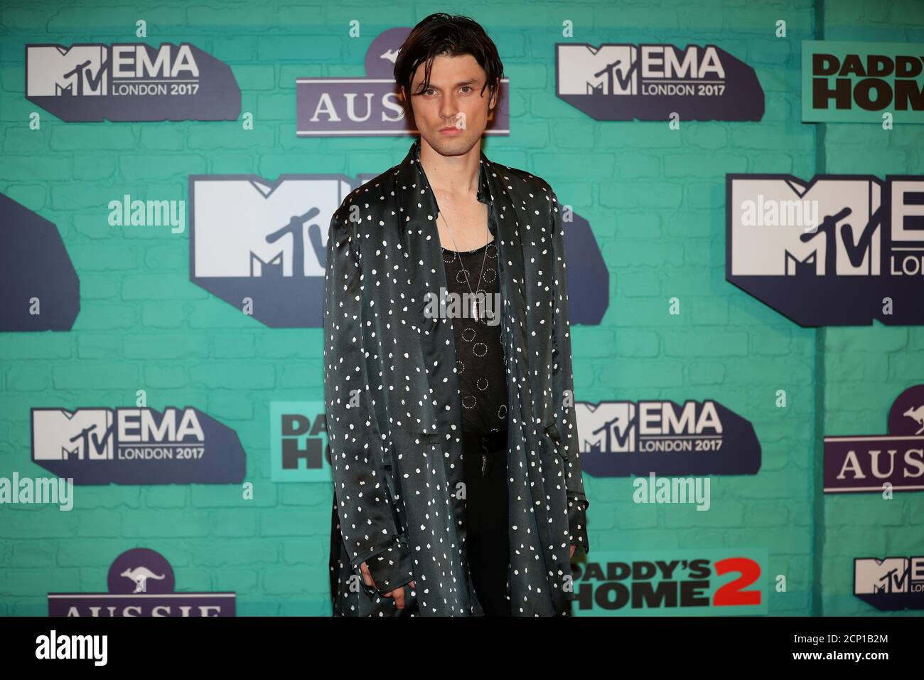 James bay singer 2017 hi-res stock photography and images - Alamy