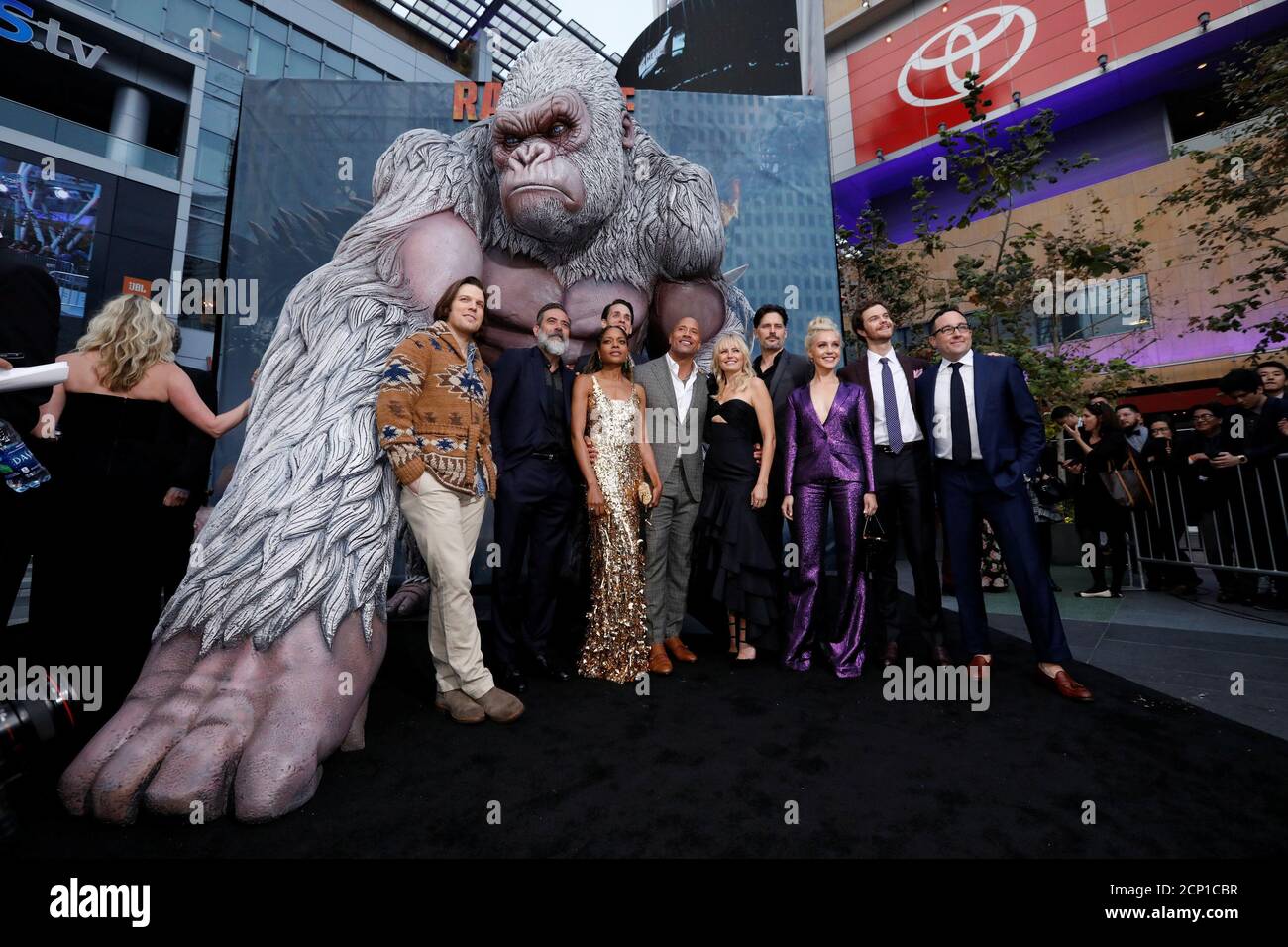 Jeffrey dean morgan rampage hi-res stock photography and images - Alamy