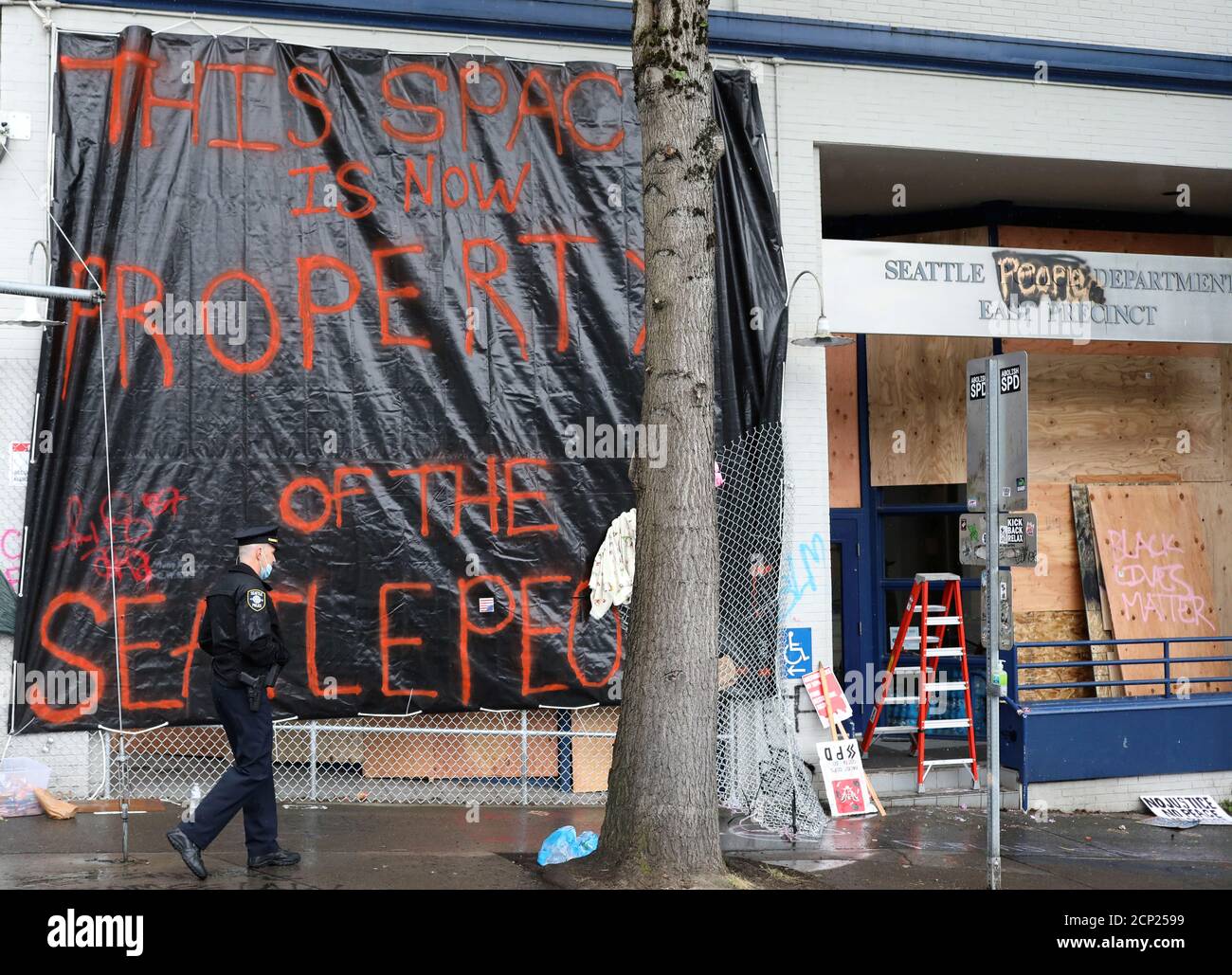 Seattle police department hi-res stock photography and images - Alamy