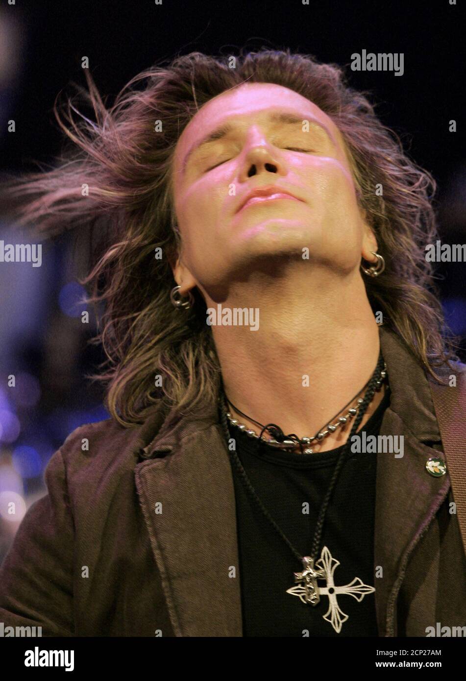 Johnny rzeznik of the goo goo dolls hi-res stock photography and images ...