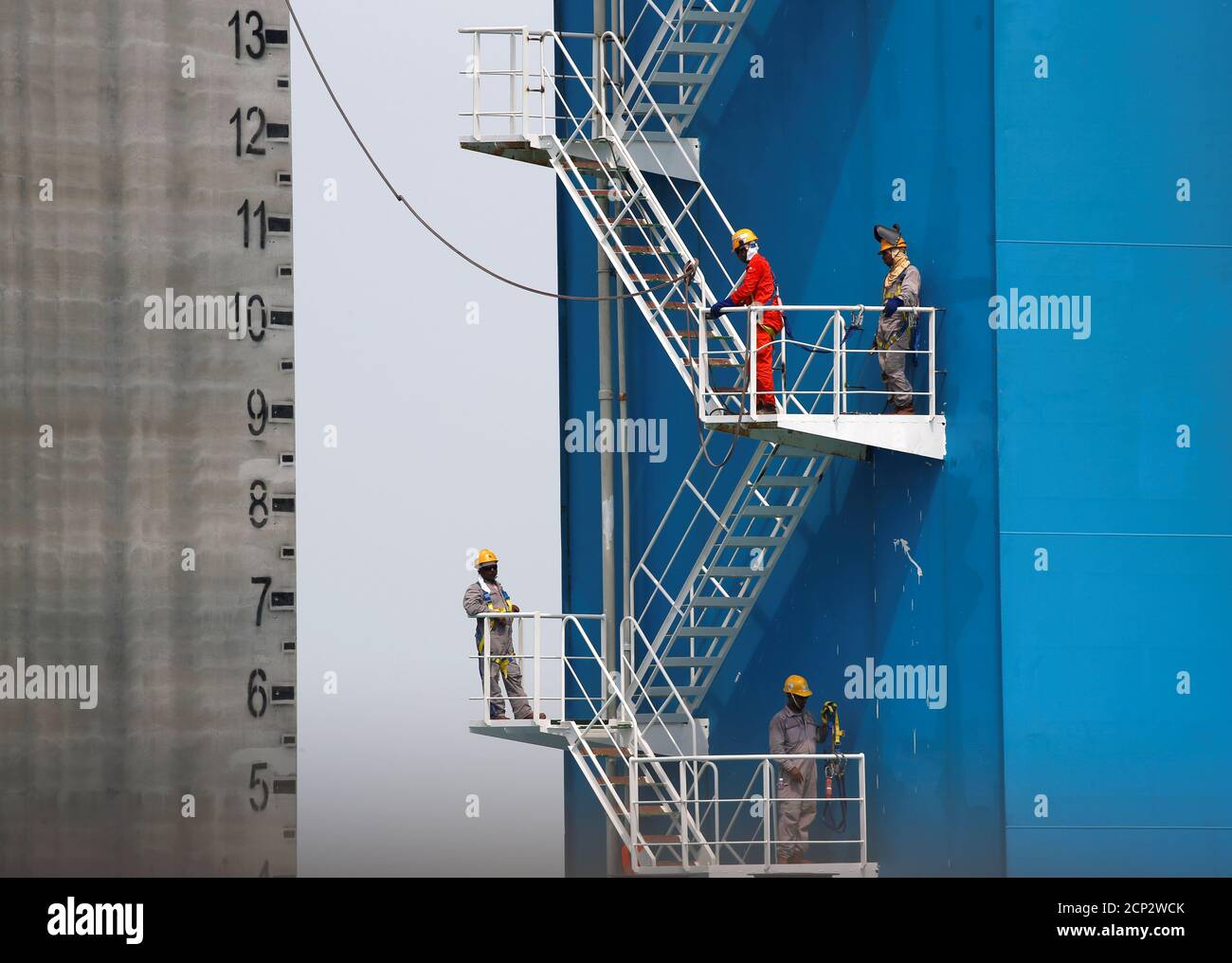 Caisson workers hi-res stock photography and images - Alamy