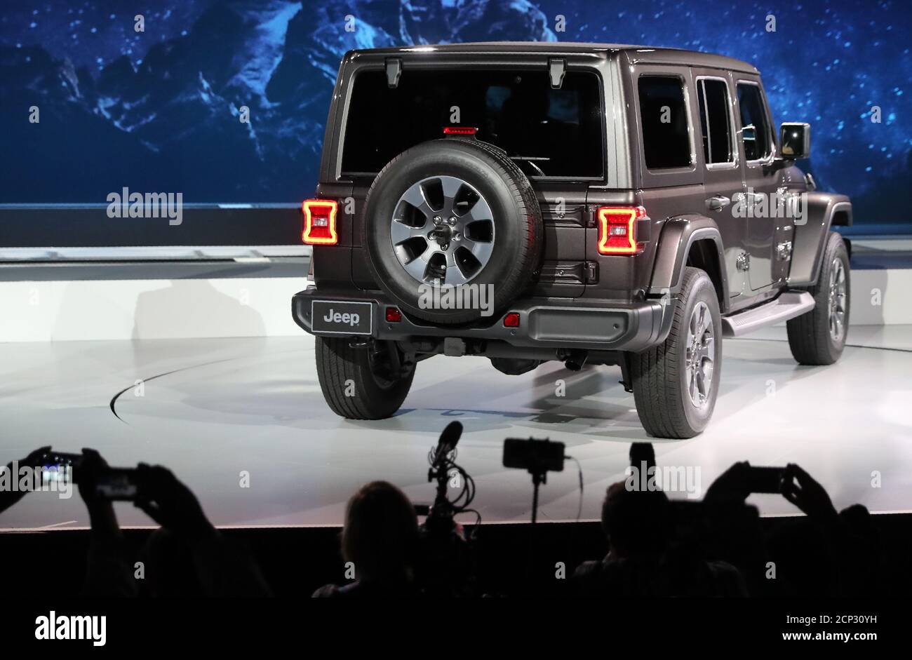 Jeep Wrangler Sahara High Resolution Stock Photography and Images - Alamy