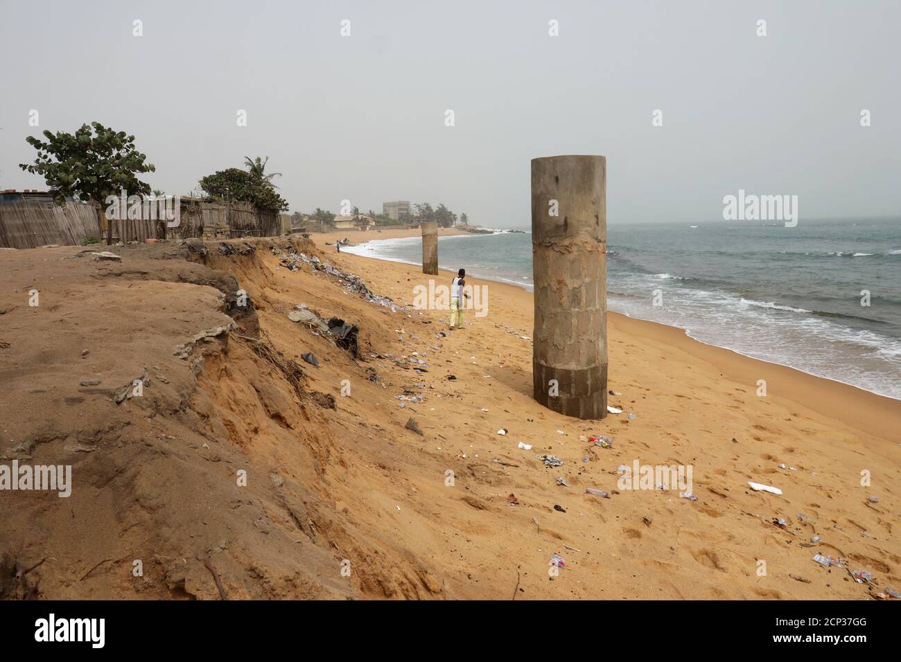 Togo lomè beach hi-res stock photography and images - Alamy