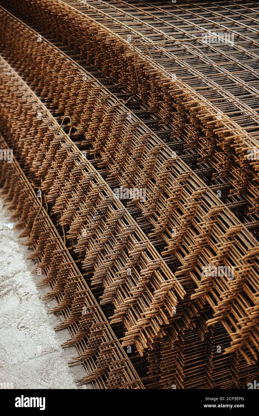 Vertical shot of steel reinforcement for concrete Stock Photo - Alamy