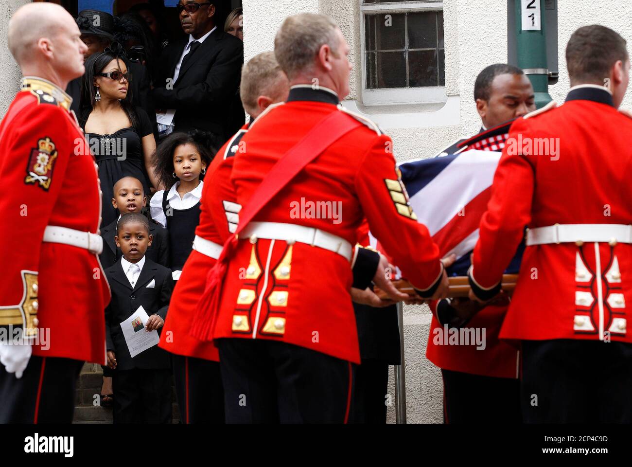 Of 1st battalion scots guards hi-res stock photography and images - Alamy