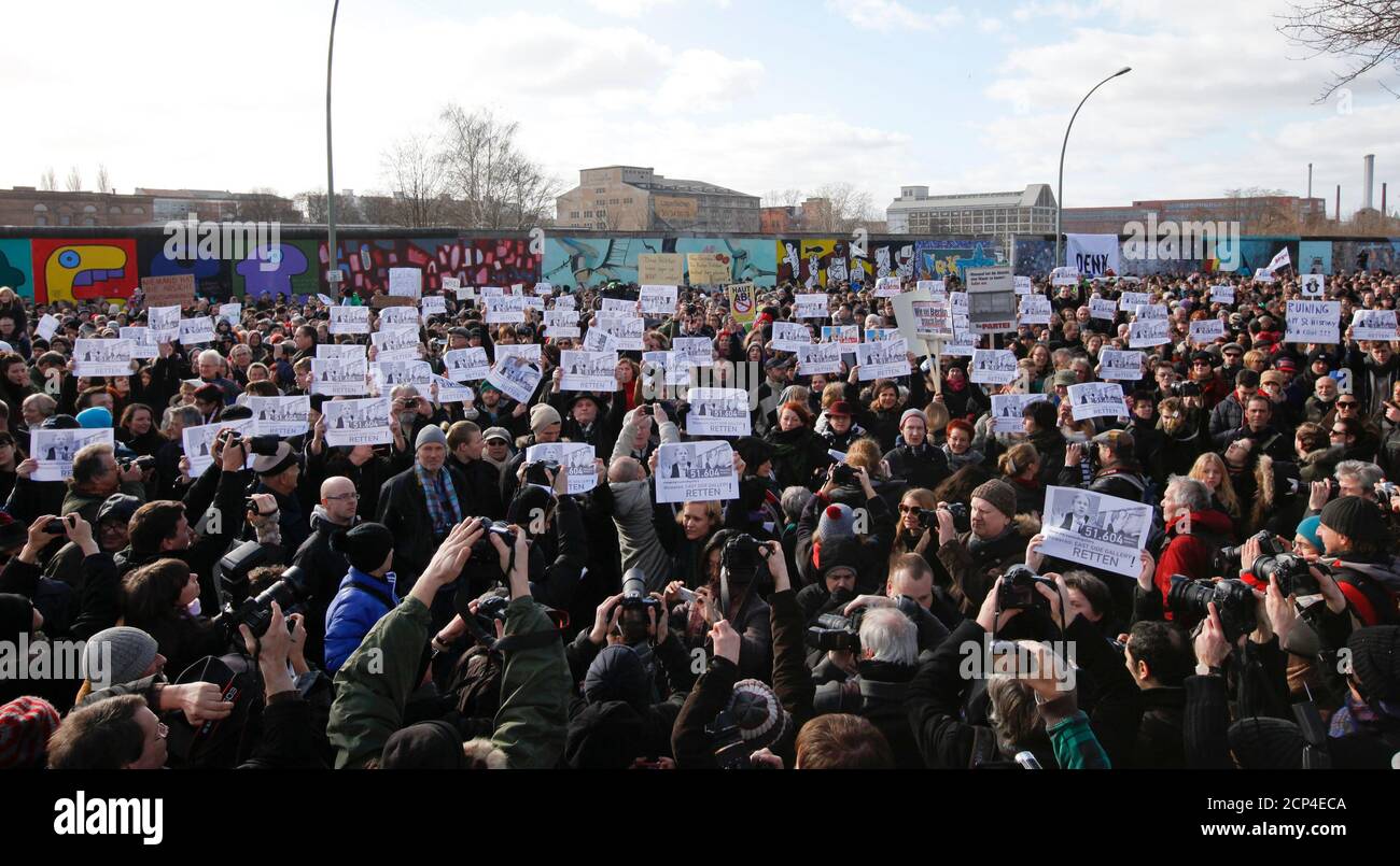 Keith Haring Berlin Wall High Resolution Stock Photography and Images ...