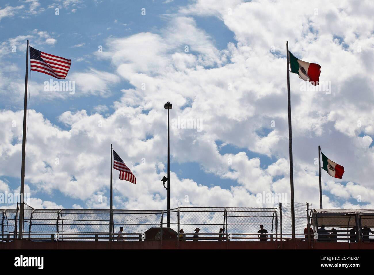 El paso ciudad juarez bridge hi-res stock photography and images - Alamy