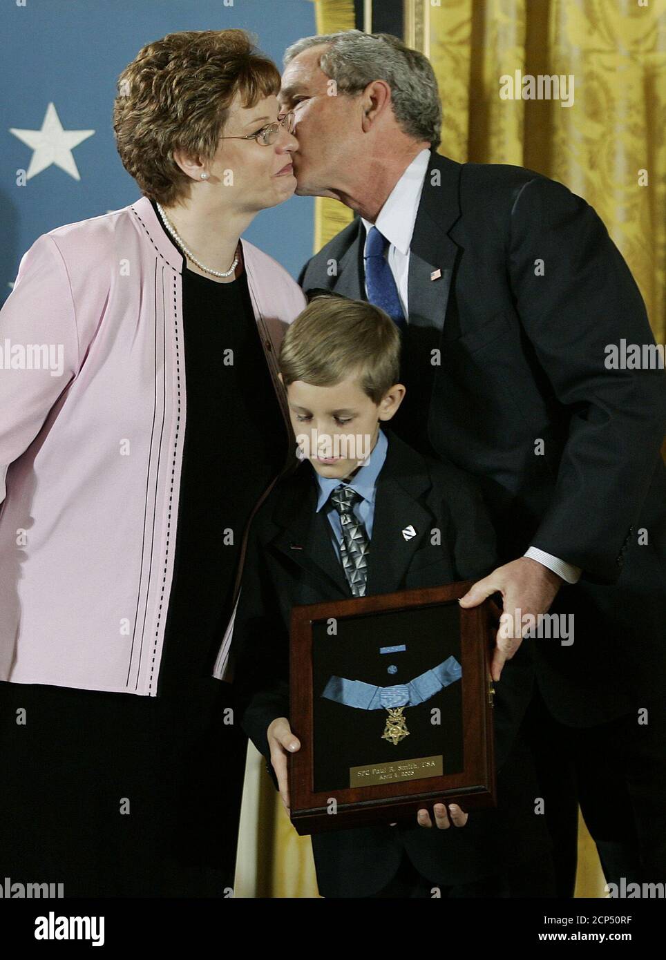 U S President George Bush Kisses High Resolution Stock Photography and ...