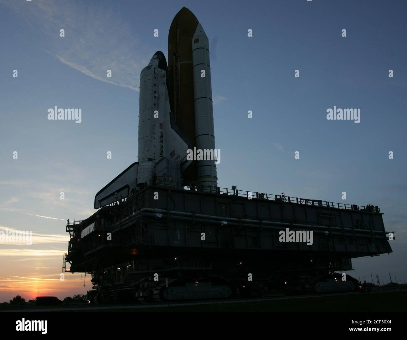 Space shuttle on crawler hi-res stock photography and images - Alamy