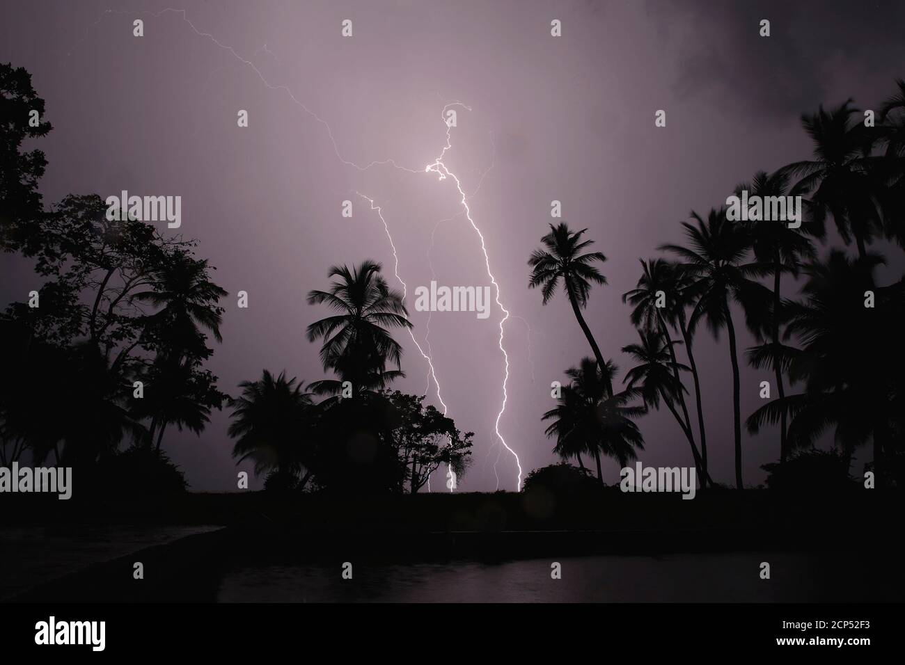 Catatumbo lightning hi-res stock photography and images - Alamy
