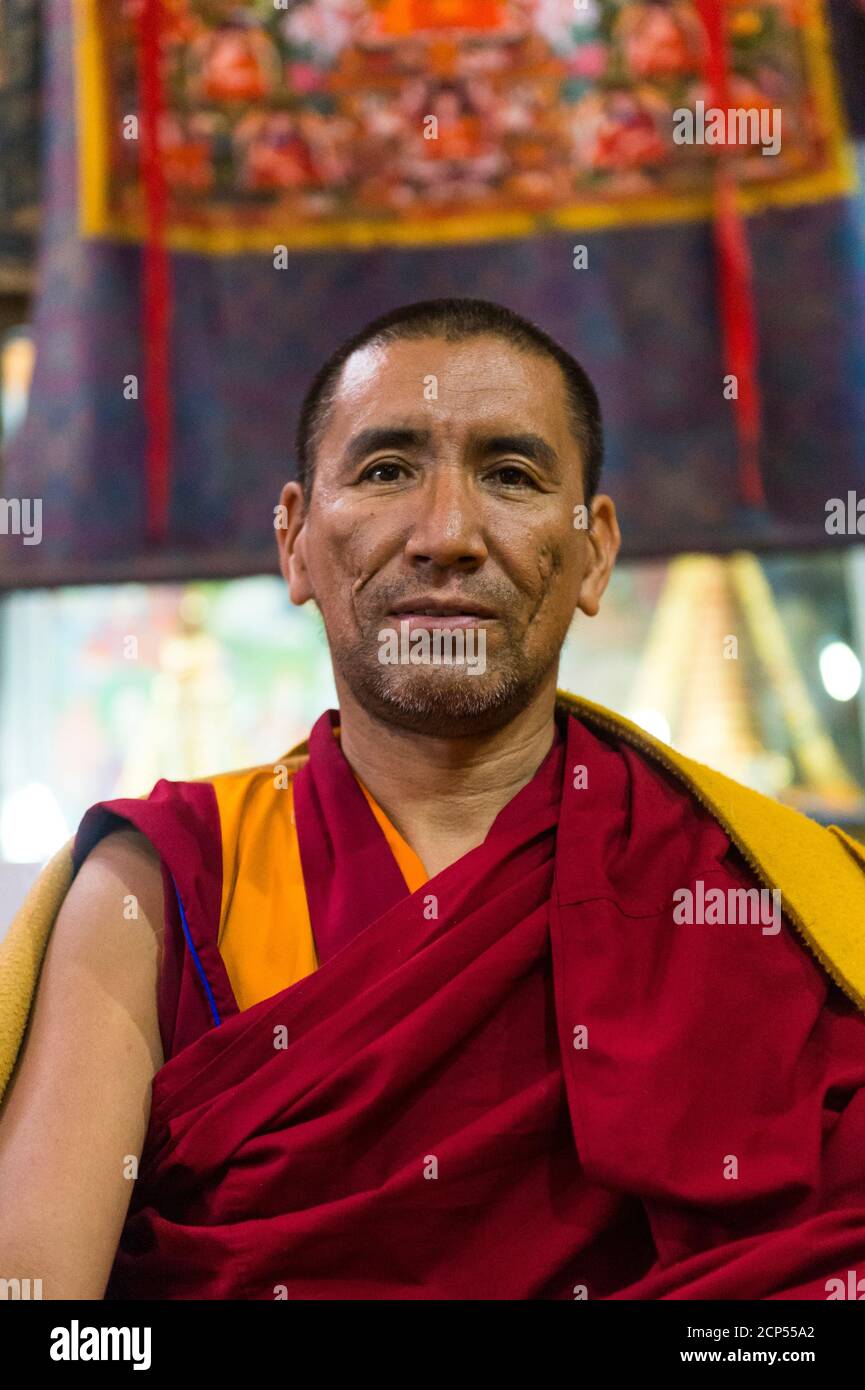 Man meditating at monastery hi-res stock photography and images - Alamy
