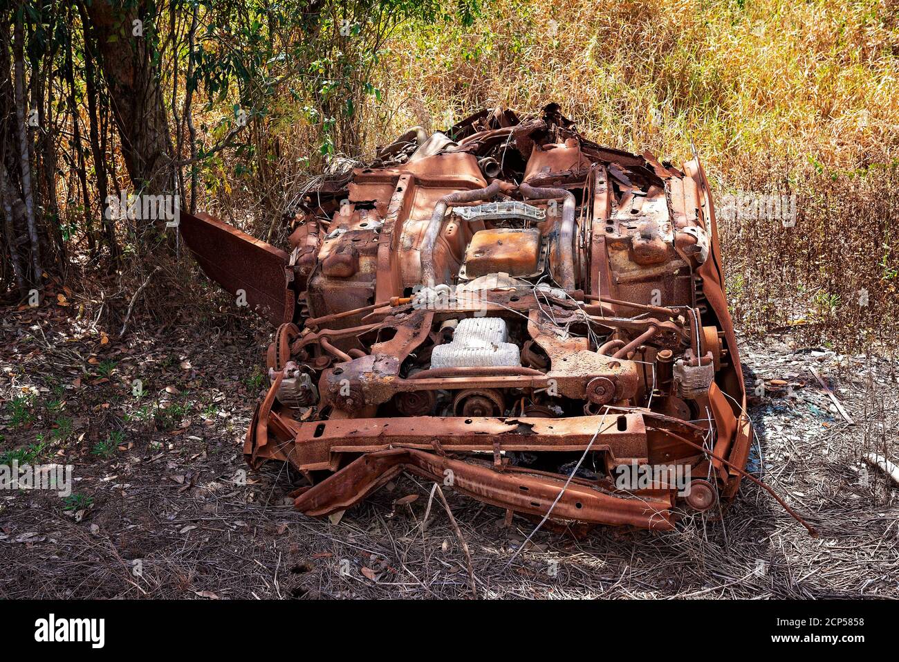 Rusted shell an antique car hi-res stock photography and images - Alamy