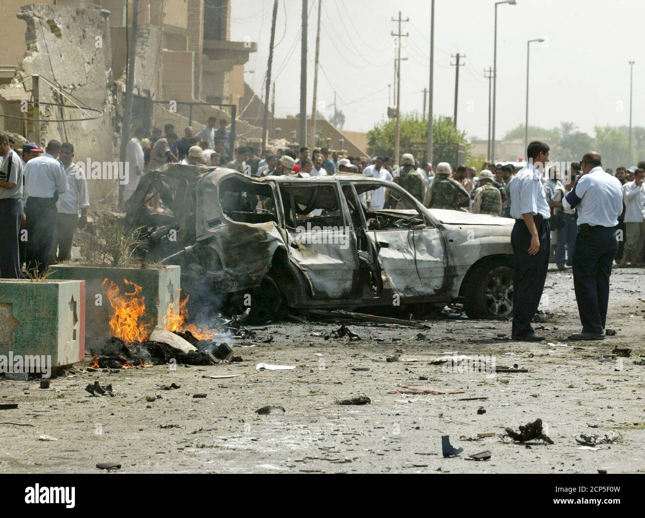 Truck explosion scene hi-res stock photography and images - Alamy