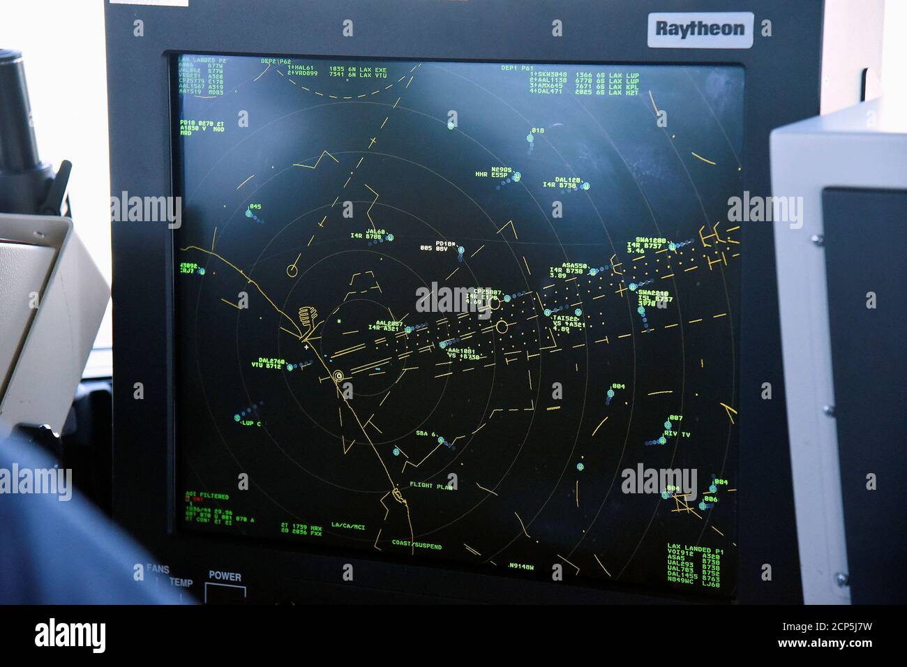 Radar screen aircraft hi-res stock photography and images - Alamy