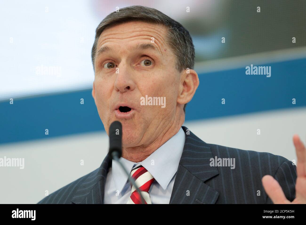 Lt gen michael flynn hi-res stock photography and images - Alamy
