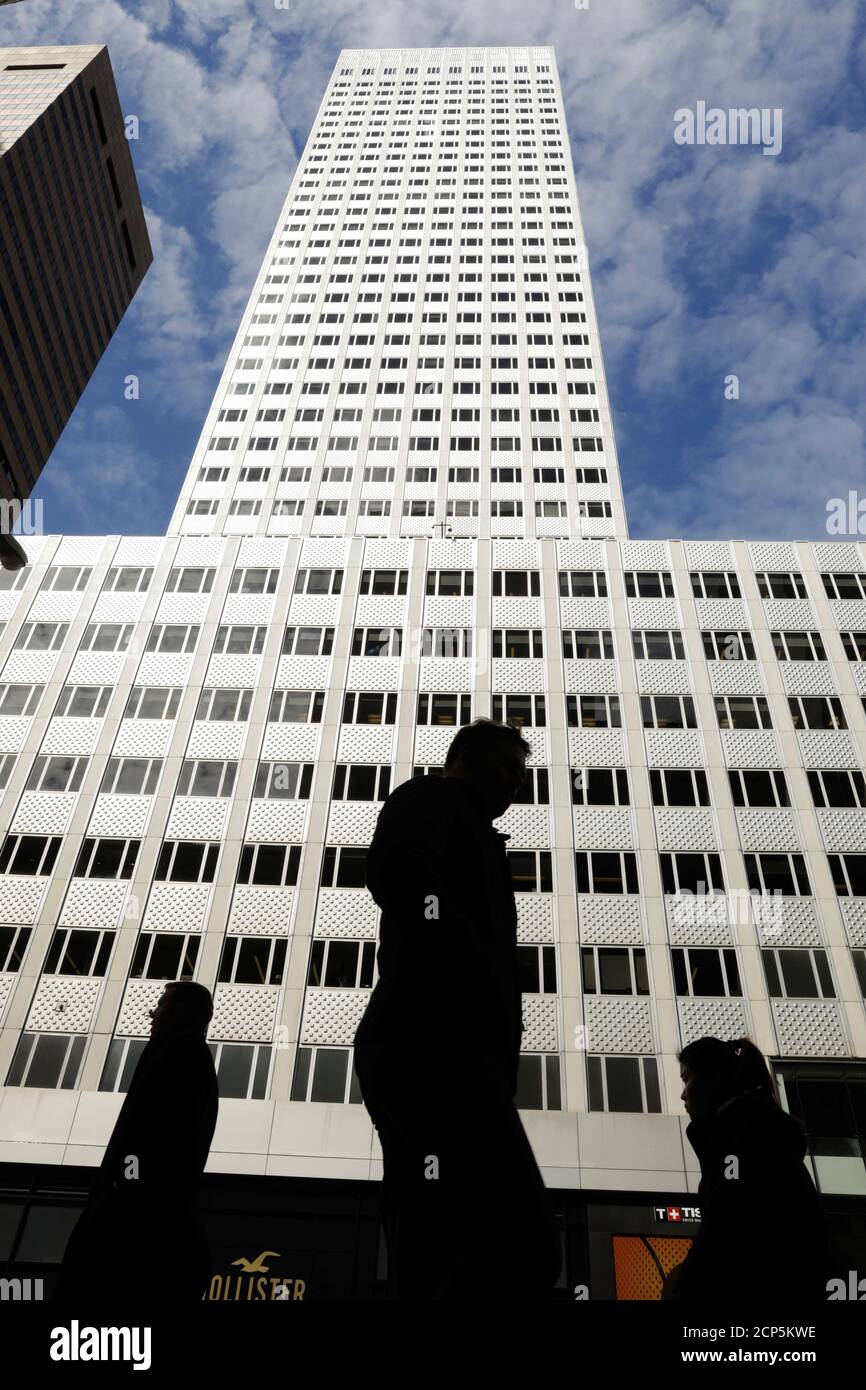 666 Fifth Avenue High Resolution Stock Photography and Images - Alamy