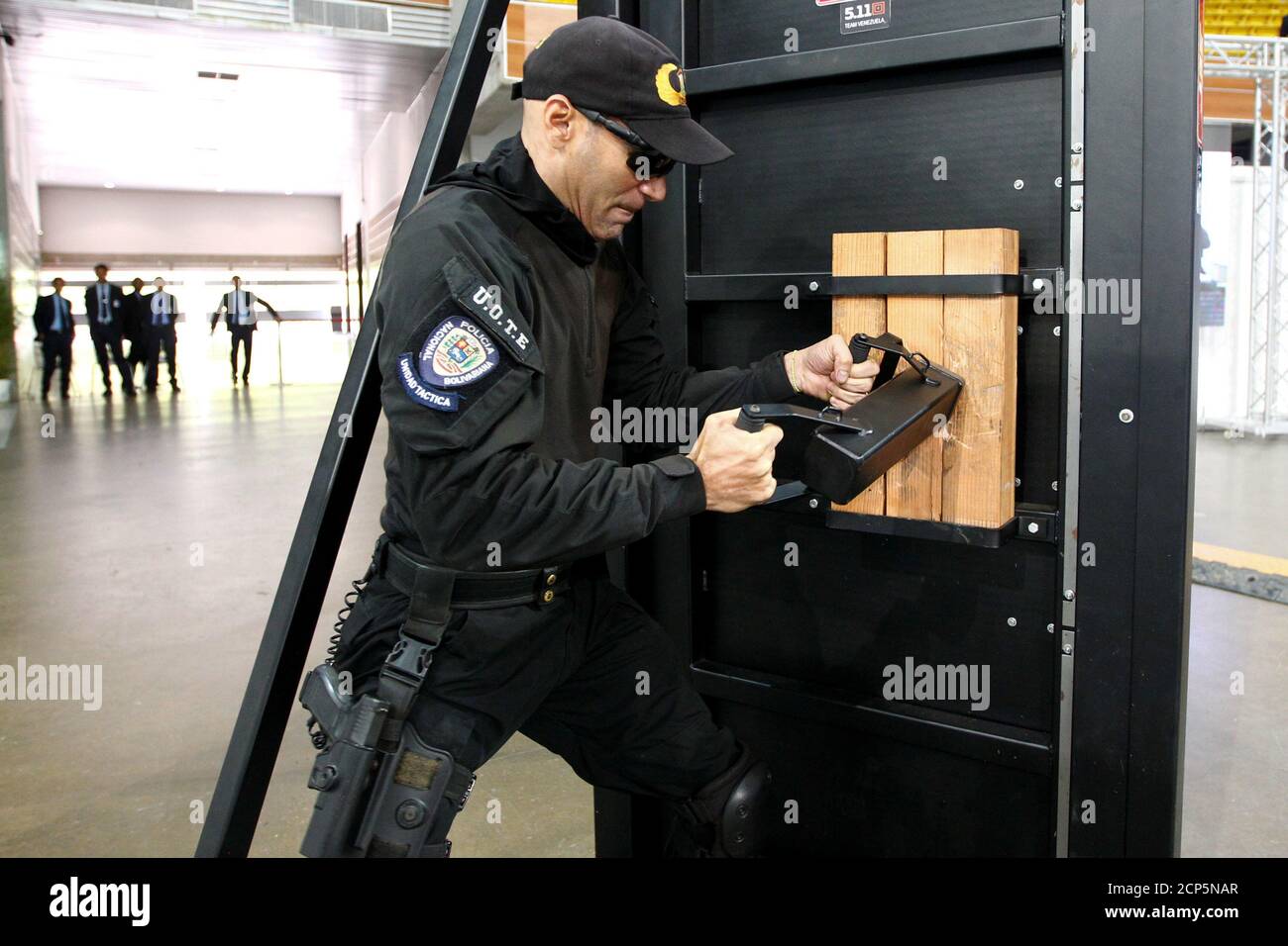 Police battering ram High Resolution Stock Photography and Images - Alamy