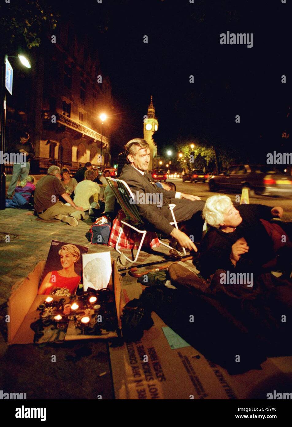 Dodi Al Fayed Funeral High Resolution Stock Photography and Images - Alamy
