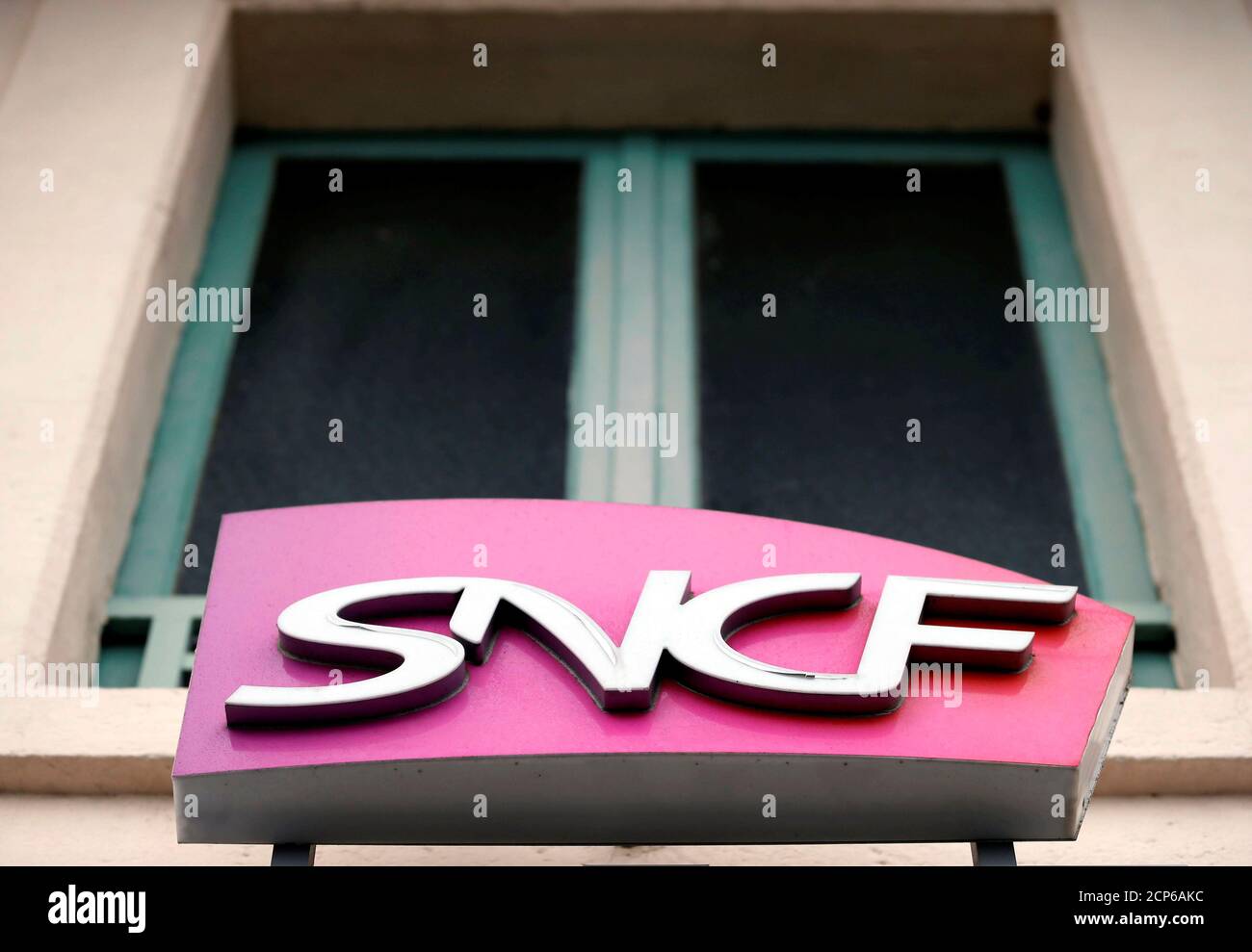 Sncf Logo High Resolution Stock Photography and Images - Alamy
