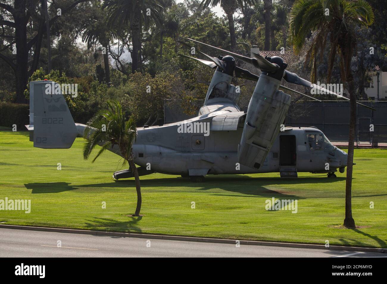A U.S. Marine Corps MV-22B Osprey aircraft with Marine Medium Tiltrotor ...