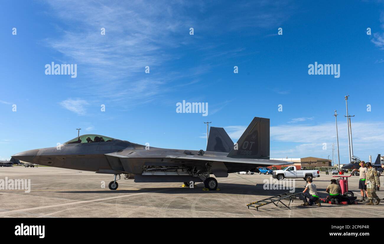 A U.S. Air Force F-22 Raptor Operational Test aircraft from Joint Base ...