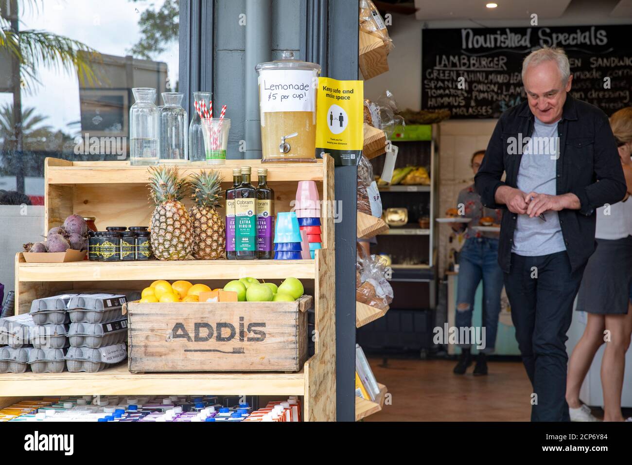 Man ordering drink hi-res stock photography and images - Alamy