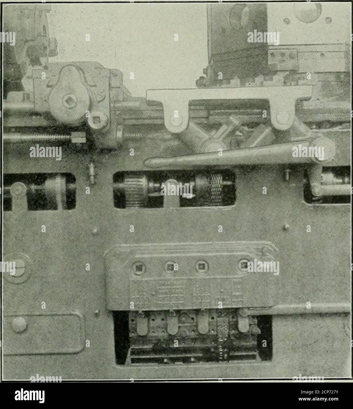 Independent feed mechanism hi-res stock photography and images - Alamy