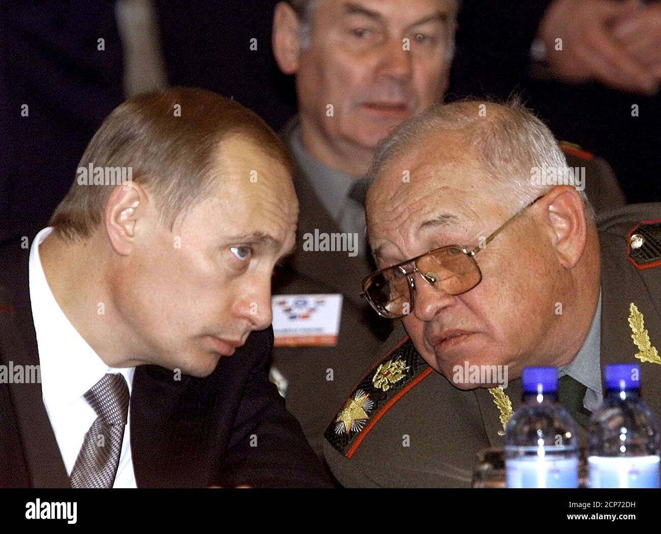 Vladimir Putin 2000 High Resolution Stock Photography and Images - Alamy