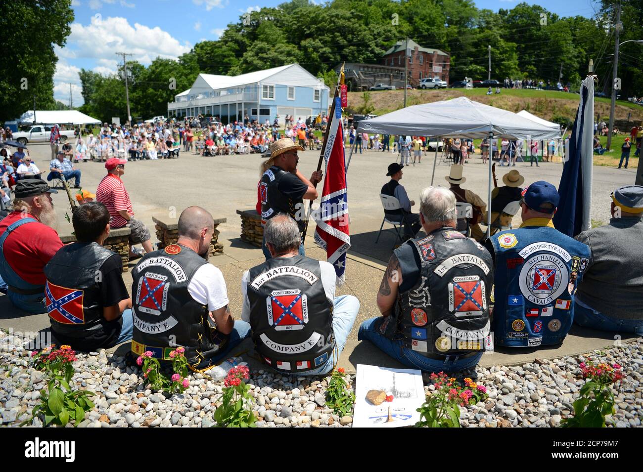 Confederate veterans dedication hi-res stock photography and images - Alamy