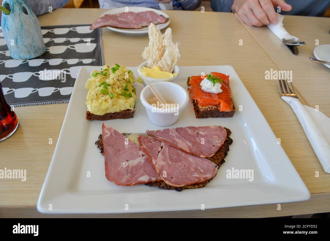 Multiple gourmet dishes hi-res stock photography and images - Alamy