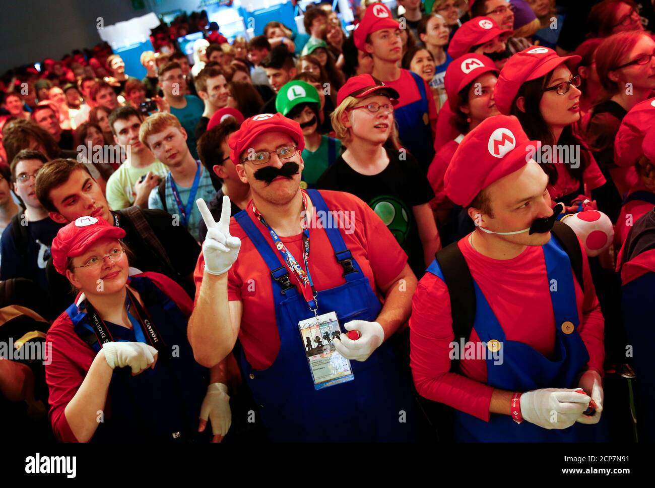 Mario nintendo character hi-res stock photography and images - Alamy