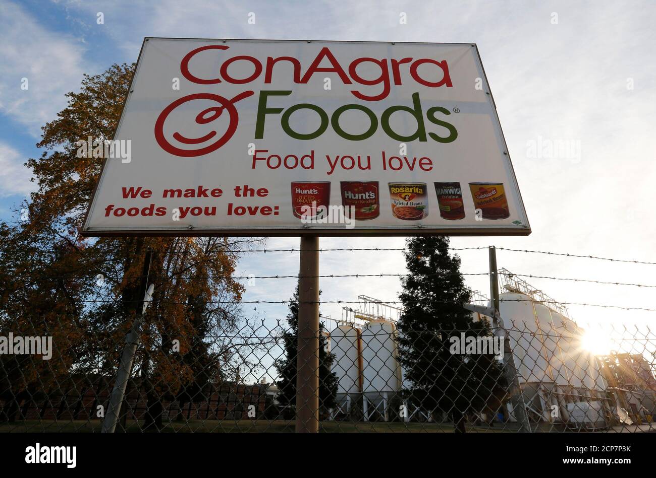 Conagra logo hi-res stock photography and images - Alamy
