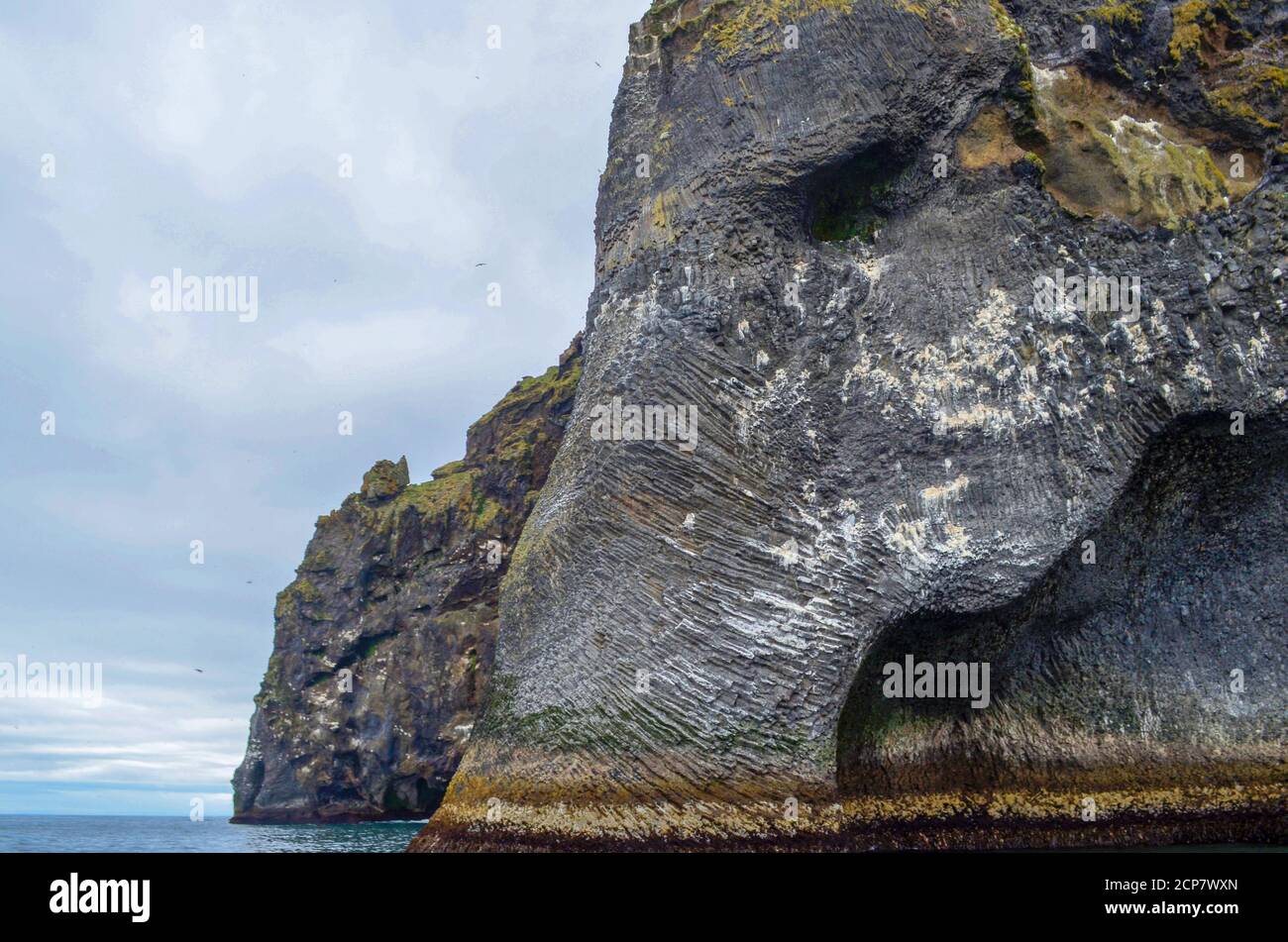 Face shaped cliff hi-res stock photography and images - Alamy