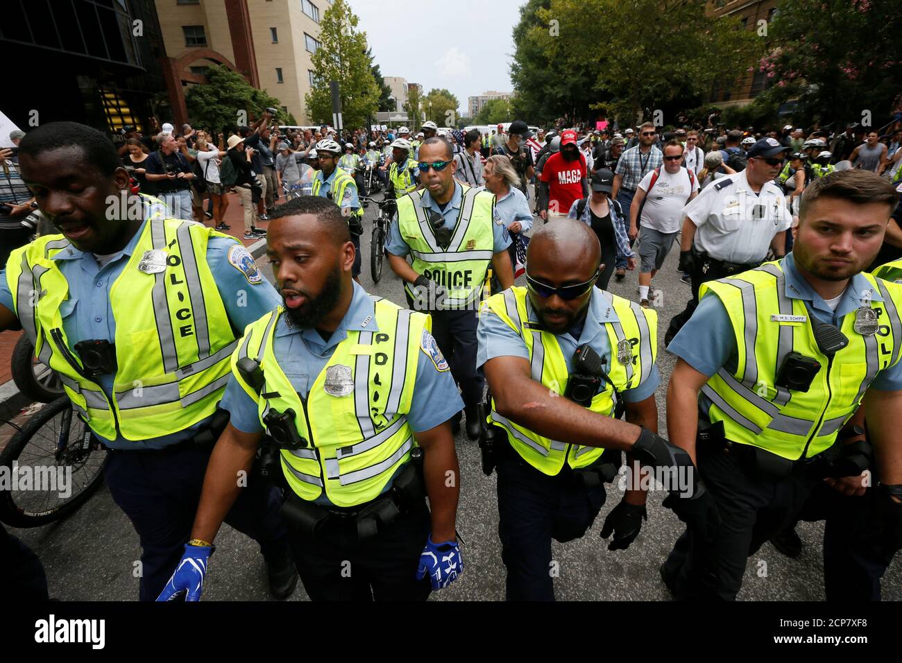 Participating demonstrators hi-res stock photography and images - Alamy