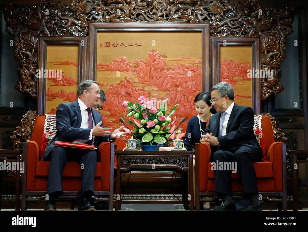 Liam fox china hi-res stock photography and images - Alamy