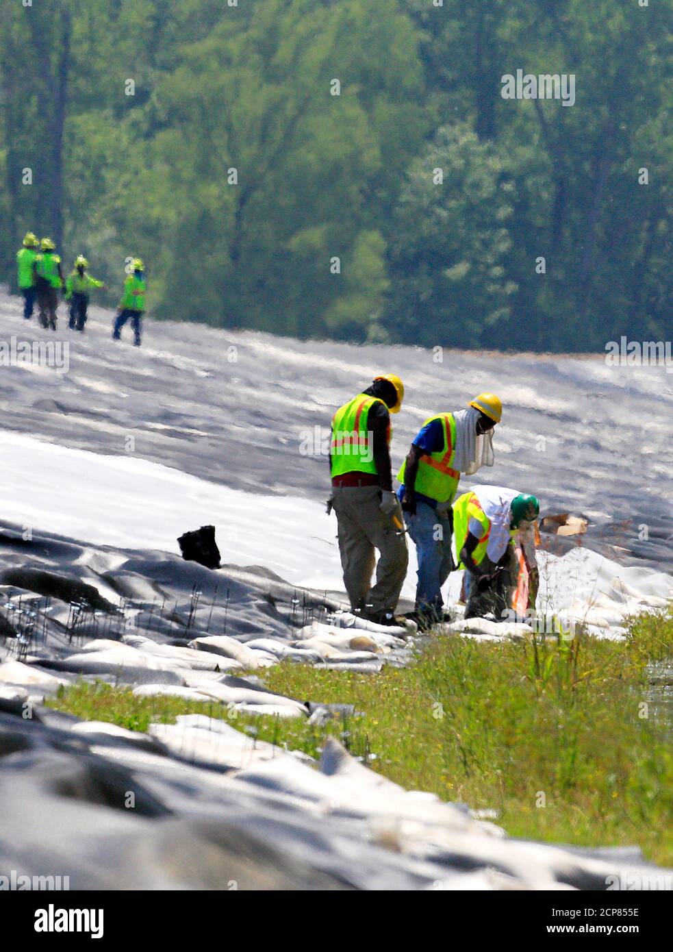 Overtopping hi-res stock photography and images - Alamy