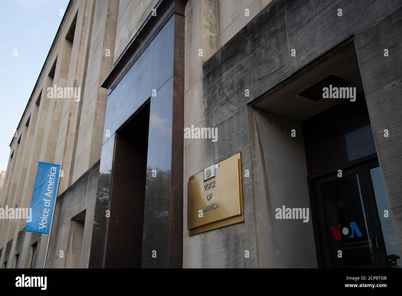 Pack journalism hi-res stock photography and images - Alamy