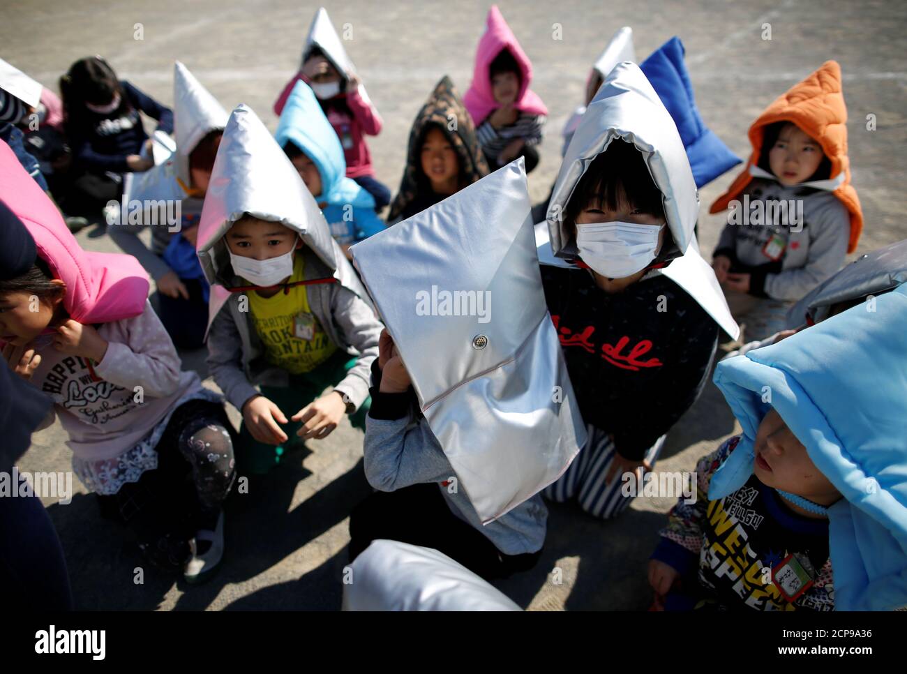Earthquake drill school japan hi-res stock photography and images - Alamy