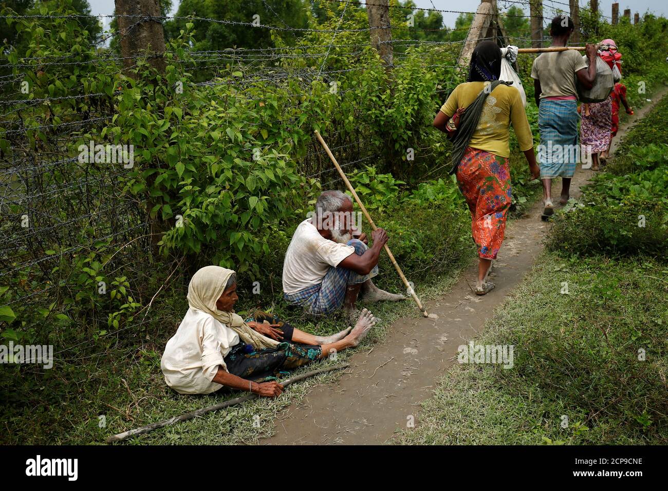 Myanmar Border Fence High Resolution Stock Photography and Images - Alamy