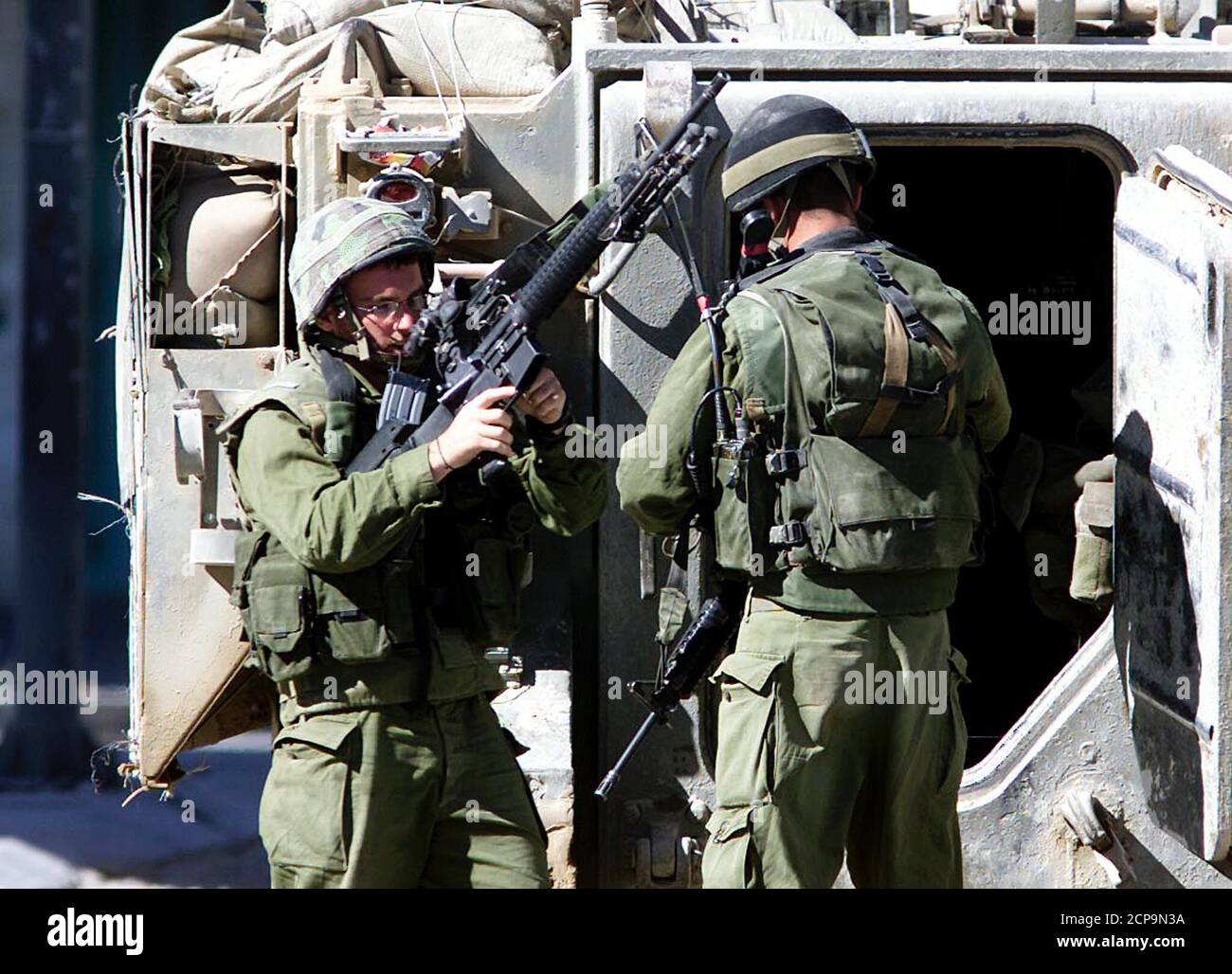 Israeli army armoured personnel carrier hi-res stock photography and ...
