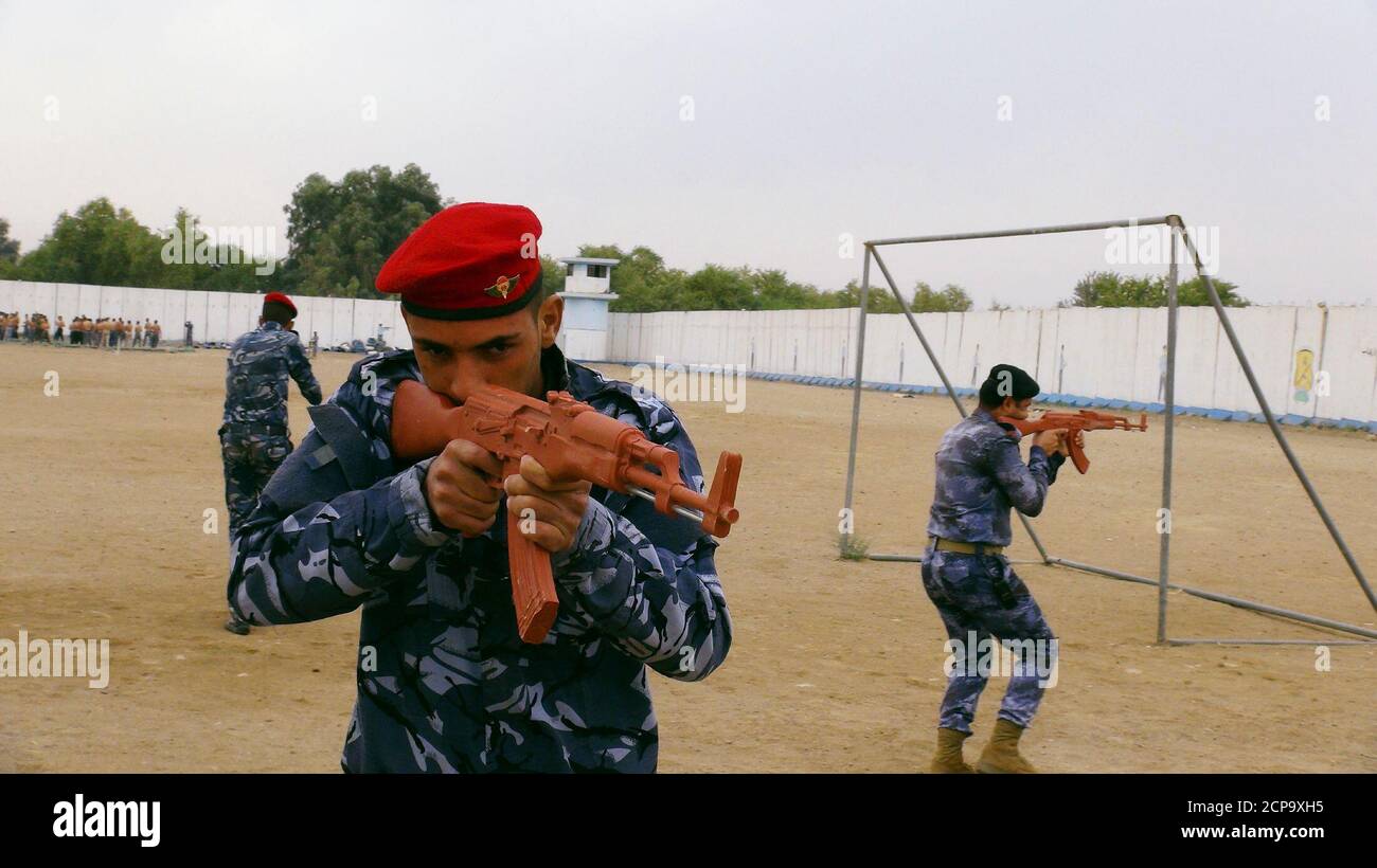 Tribes of iraq hi-res stock photography and images - Alamy