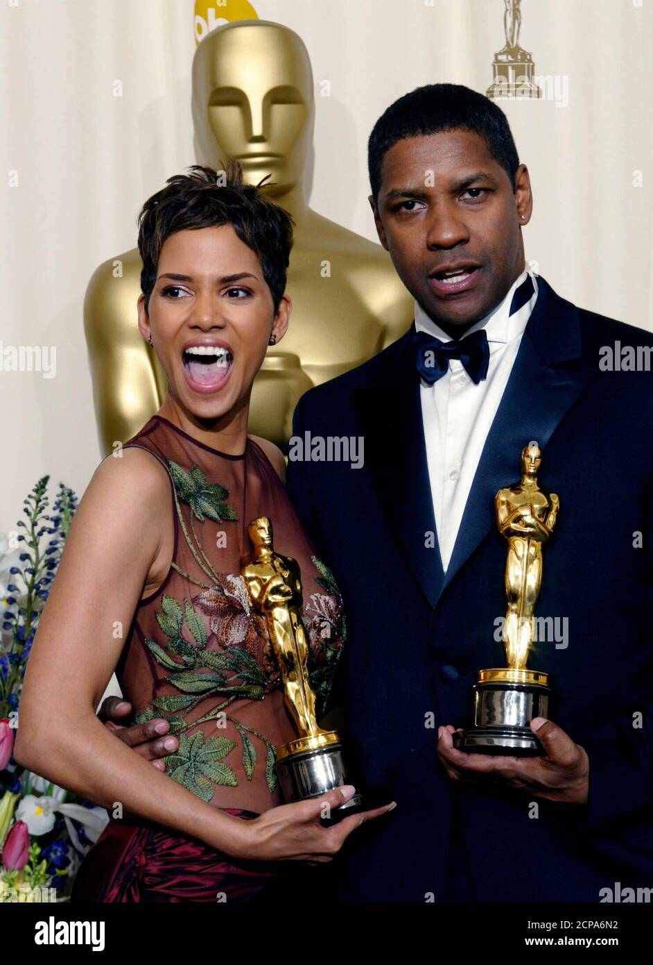 Monsters ball halle berry hi-res stock photography and images - Alamy