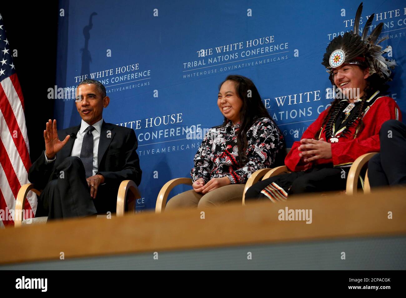 Mohawk indian tribe hi-res stock photography and images - Alamy