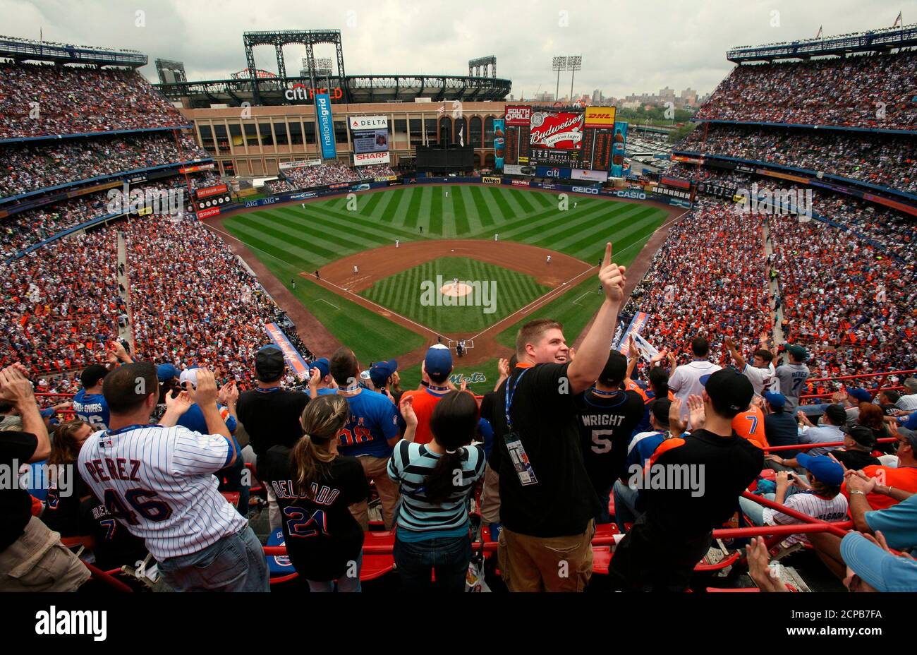 New york mets fans face hi-res stock photography and images - Alamy