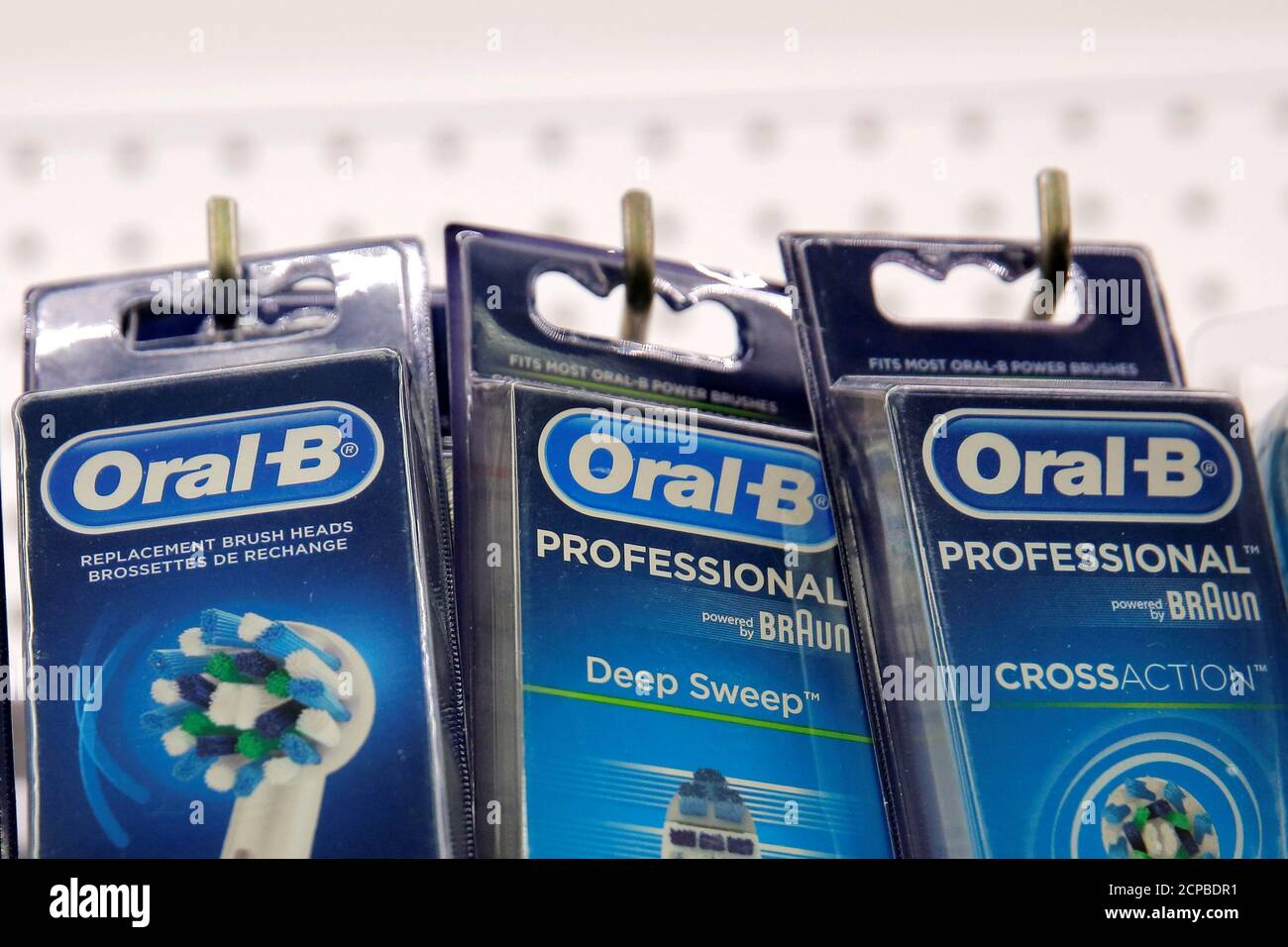 Toothbrush logo hi-res stock photography and images - Alamy