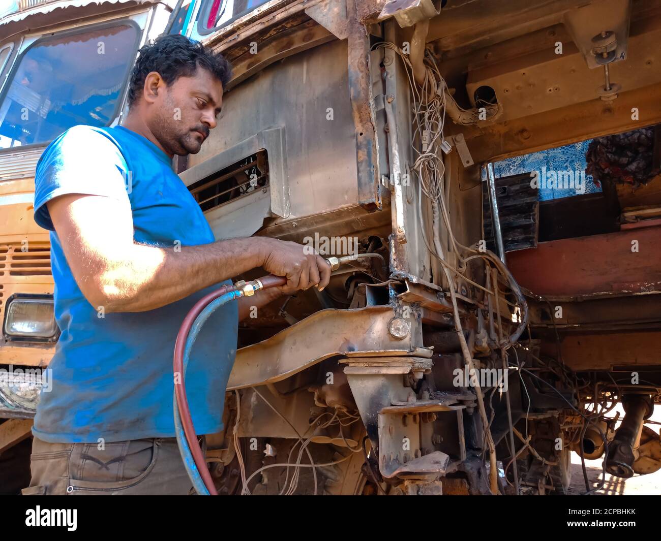 DISTRICT KATNI, INDIA - DECEMBER 14, 2019: An asian Mechanic man ...