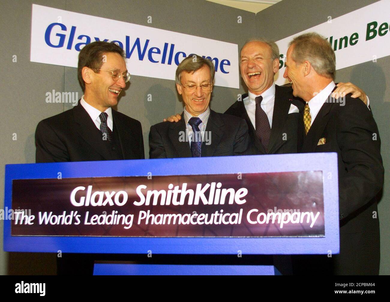 Scientific share hi-res stock photography and images - Alamy