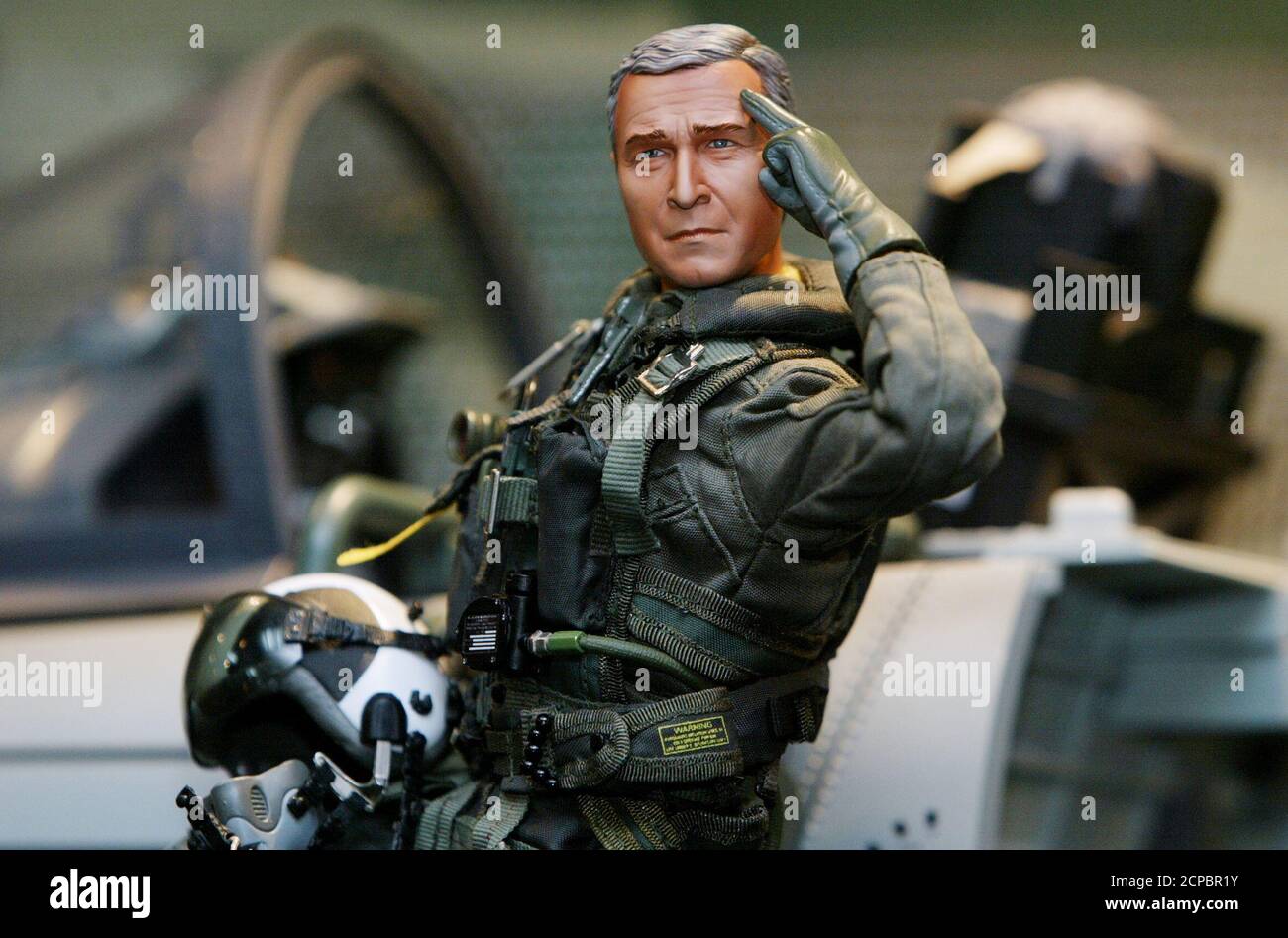 George bush uniform hi-res stock photography and images - Alamy