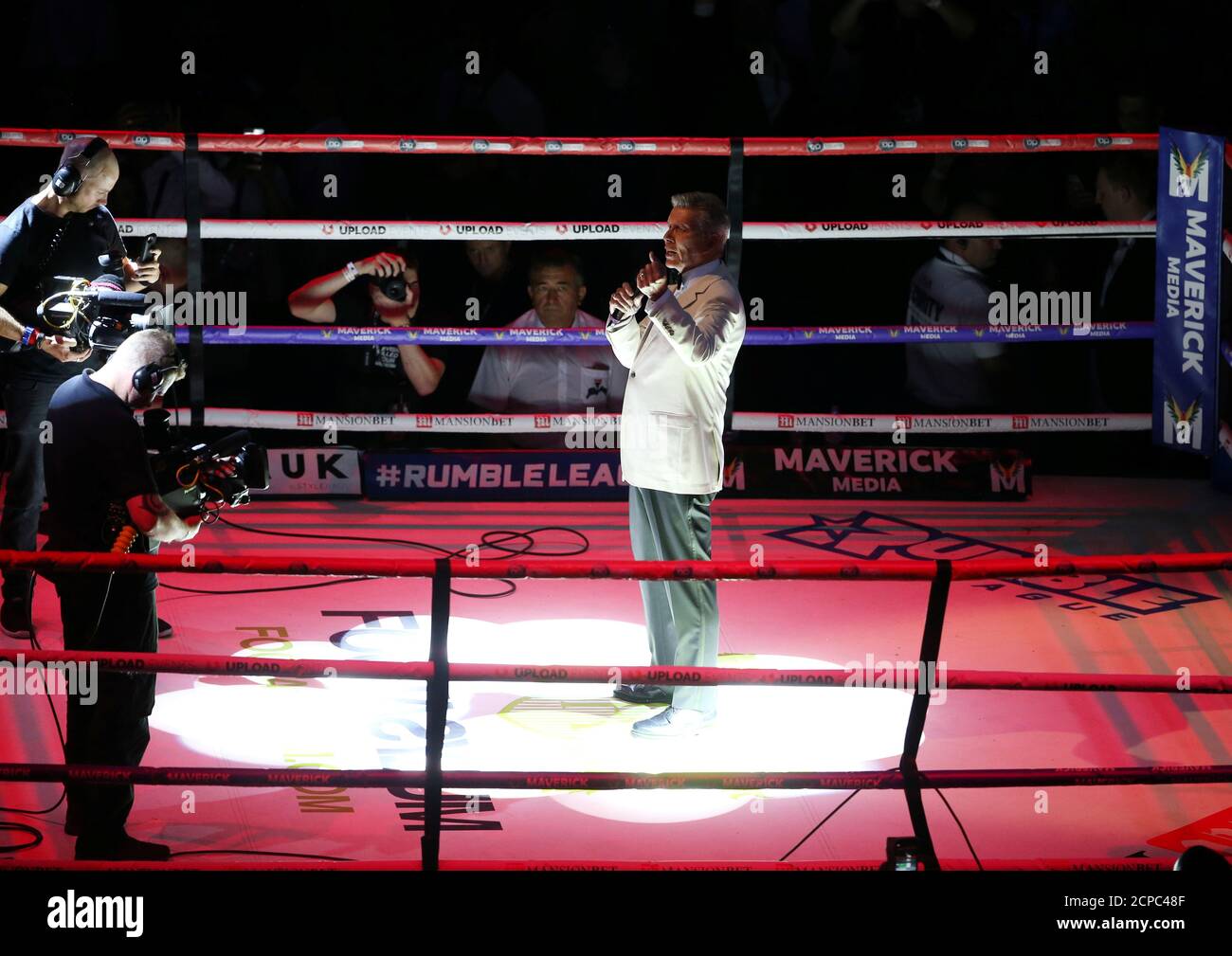 Boxing jake paul hi-res stock photography and images - Alamy