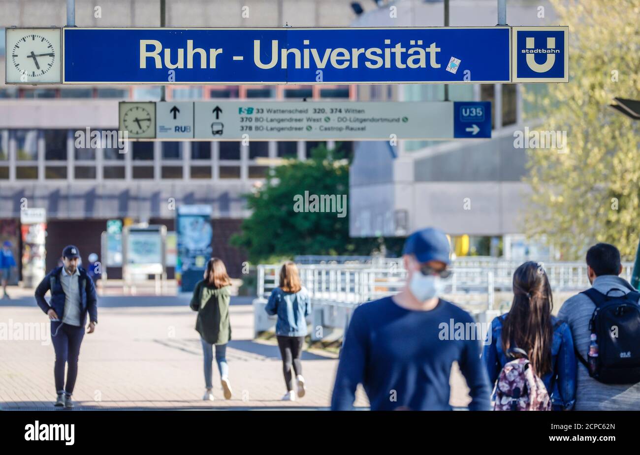 Facepack outdoors hi-res stock photography and images - Alamy
